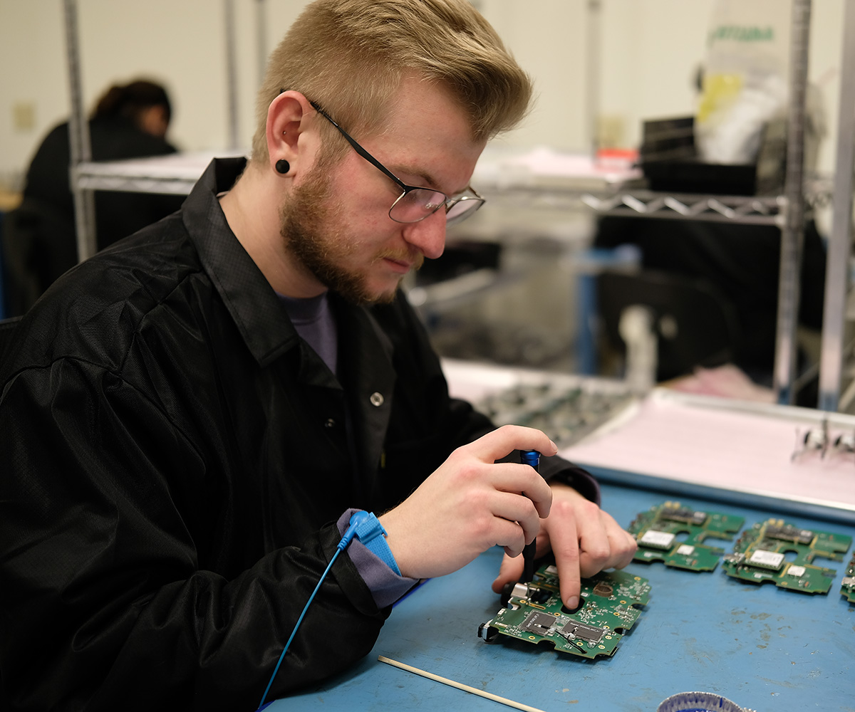 Innovative Edge-Compute Manufacturing Solutions